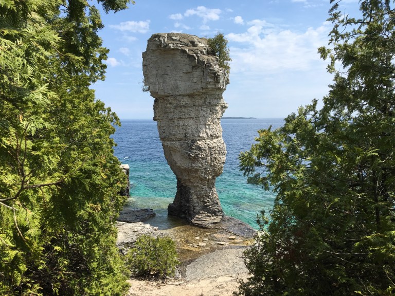 A Day Out on Flowerpot Island, Ontario – Noelle Across The Pond